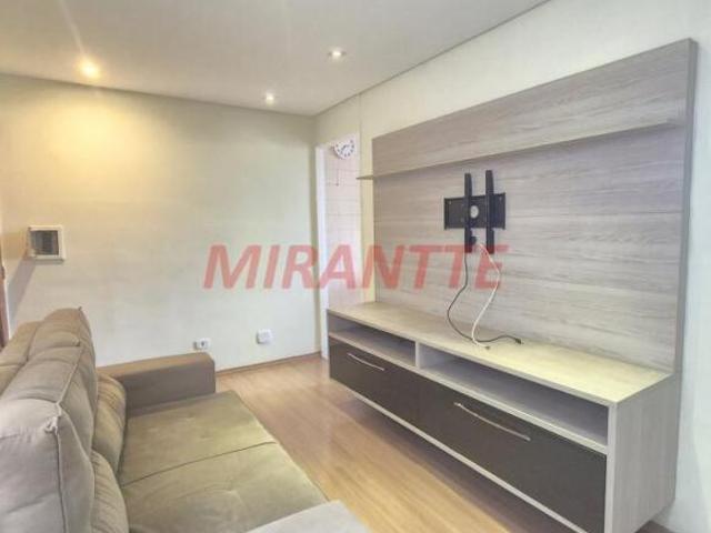 Apartamento de 43m² com 2 quartos