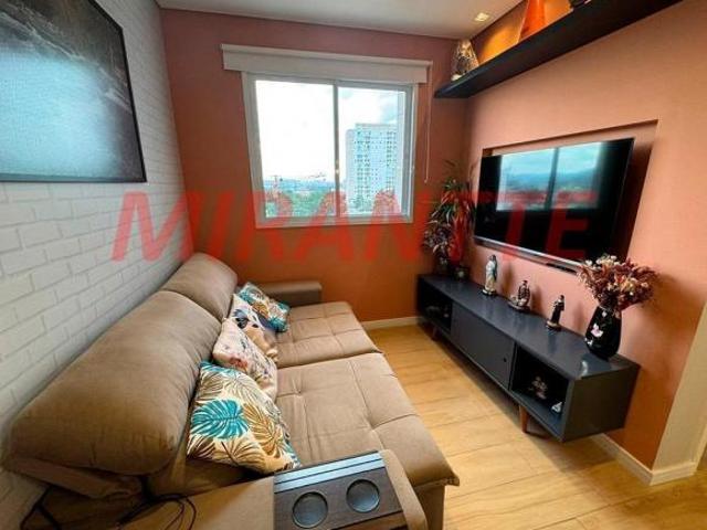Apartamento de 43m² com 2 quartos