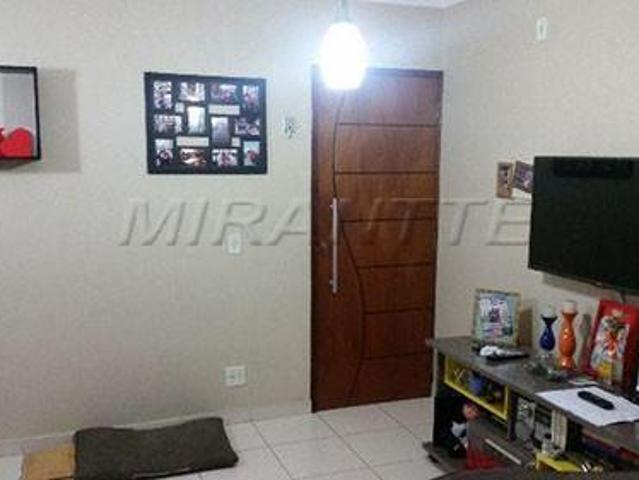 Apartamento de 43m² com 2 quartos