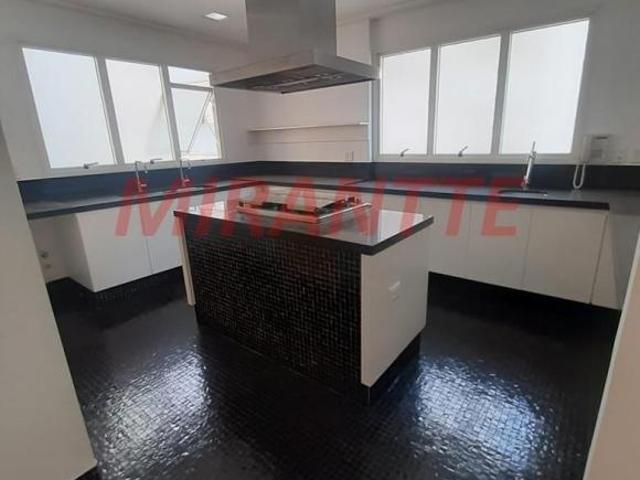 Apartamento de 401m² com 4 quartos