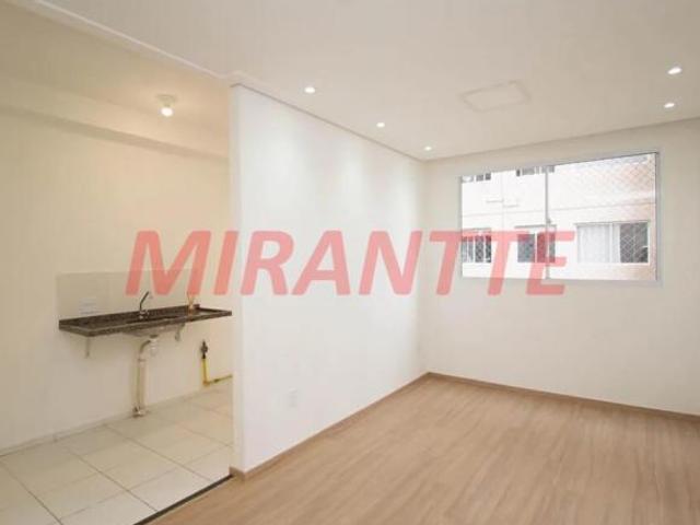 Apartamento de 40m² com 2 quartos