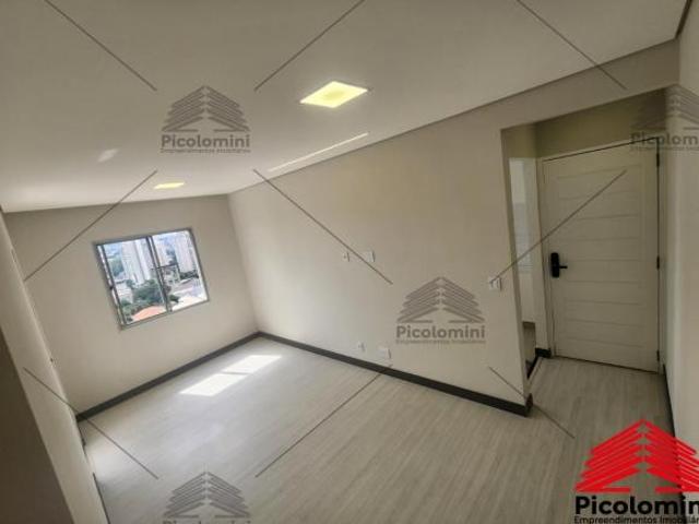 Apartamento de 40m² a Venda no Belenzinho, totalmente reformado com 1 dormitório, sala ampla, Cozinh