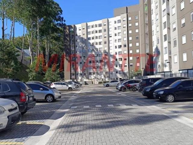 Apartamento de 41m² com 2 quartos