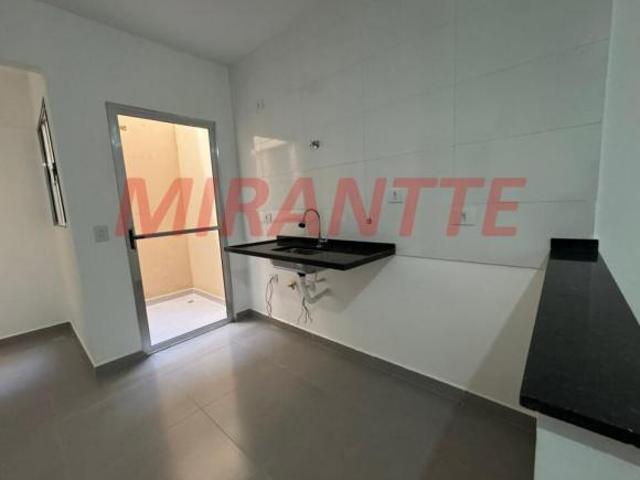 Apartamento de 41m² com 2 quartos