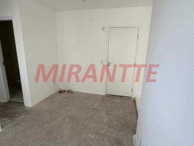 Apartamento de 41m² com 2 quartos