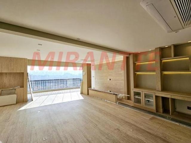 Apartamento de 420m² com 4 quartos
