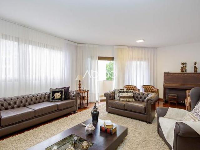 Apartamento de 427 m² no Bigorrilho 4 Quartos, 2