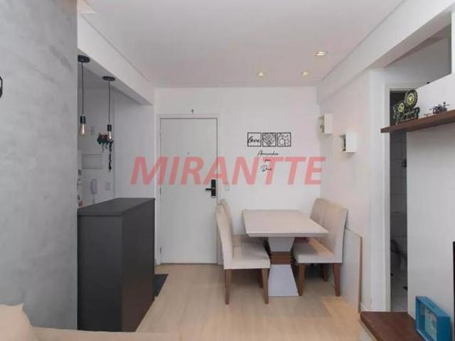 Apartamento de 42m² com 2 quartos