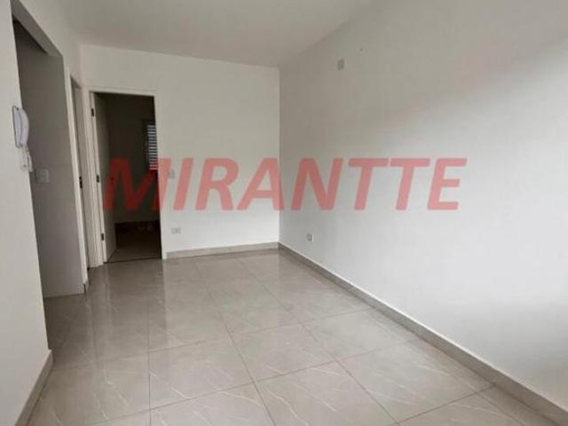 Apartamento de 42m² com 2 quartos