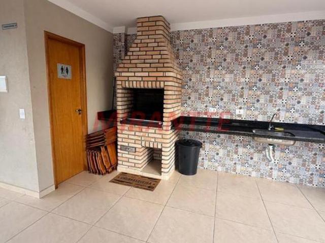 Apartamento de 42m² com 2 quartos