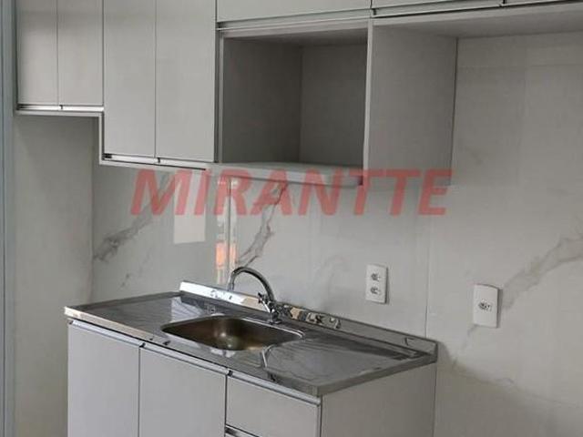 Apartamento de 42m² com 2 quartos