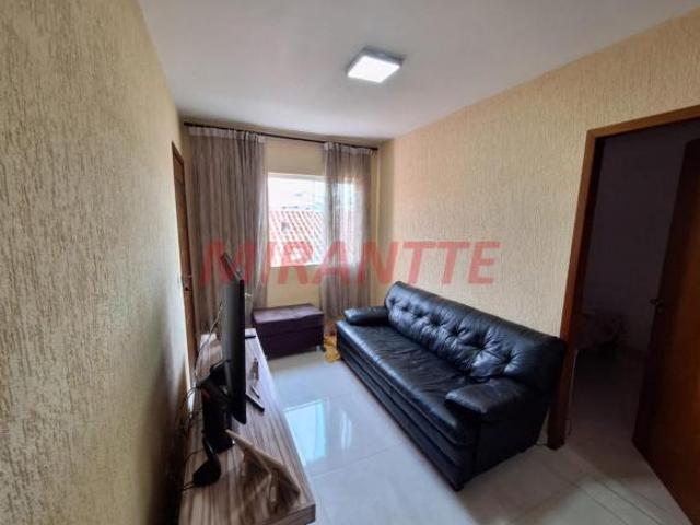 Apartamento de 42m² com 2 quartos