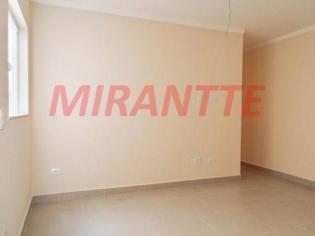 Apartamento de 42m² com 2 quartos