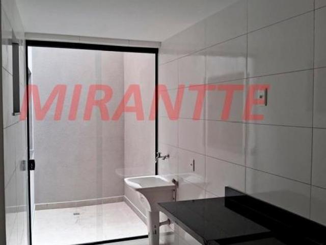 Apartamento de 42m² com 2 quartos