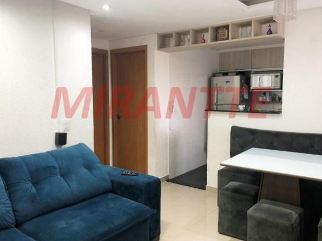 Apartamento de 42m² com 2 quartos