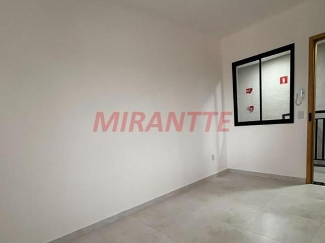 Apartamento de 42m² com 2 quartos
