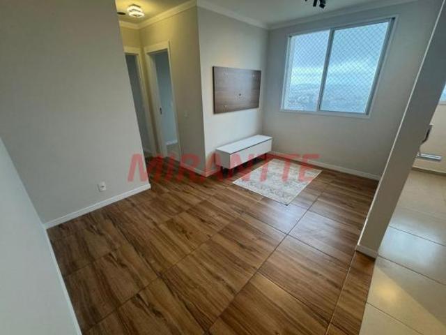 Apartamento de 42m² com 2 quartos