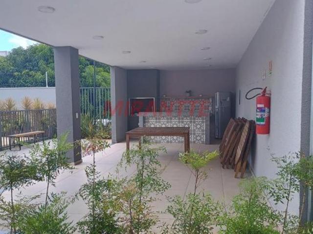 Apartamento de 42m² com 2 quartos