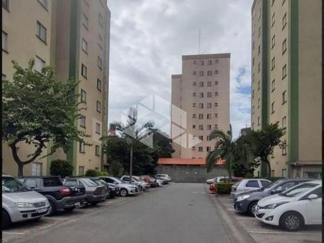 Apartamento de 44m² com 2 dormitórios e uma vaga a venda no bairro Bela Vista