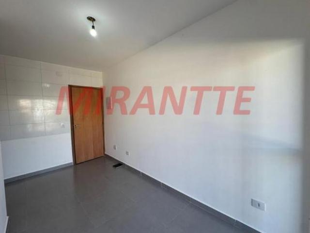 Apartamento de 44m² com 2 quartos