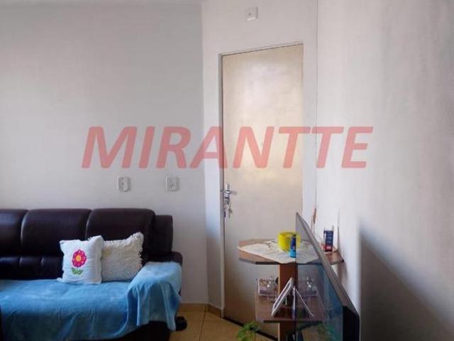 Apartamento de 44m² com 2 quartos