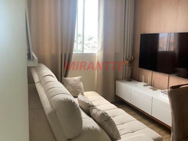 Apartamento de 44m² com 2 quartos