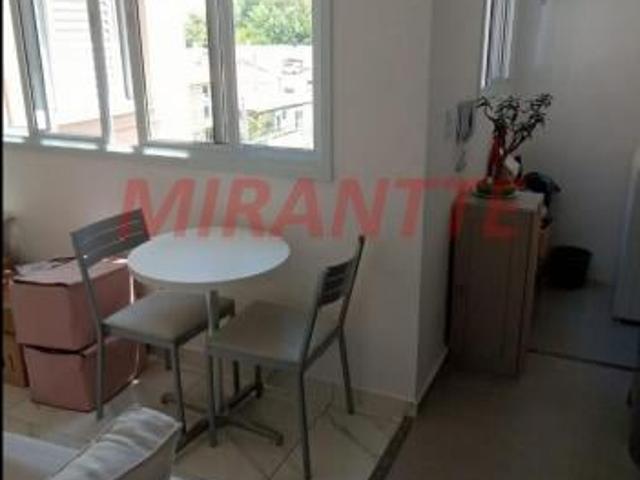 Apartamento de 44m² com 2 quartos