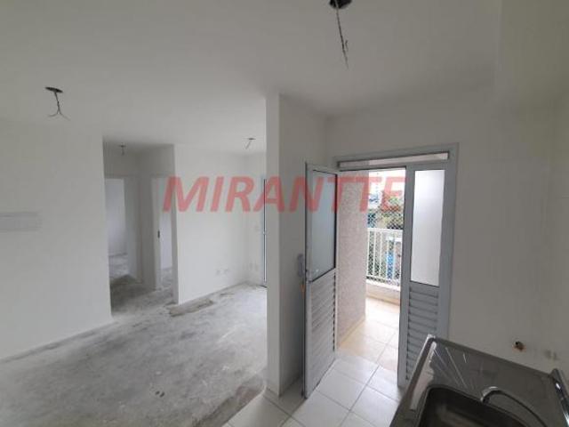 Apartamento de 44m² com 2 quartos