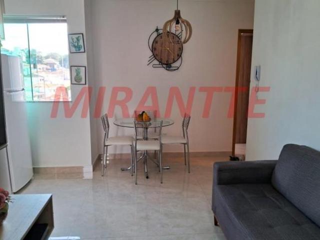 Apartamento de 45m² com 2 quartos