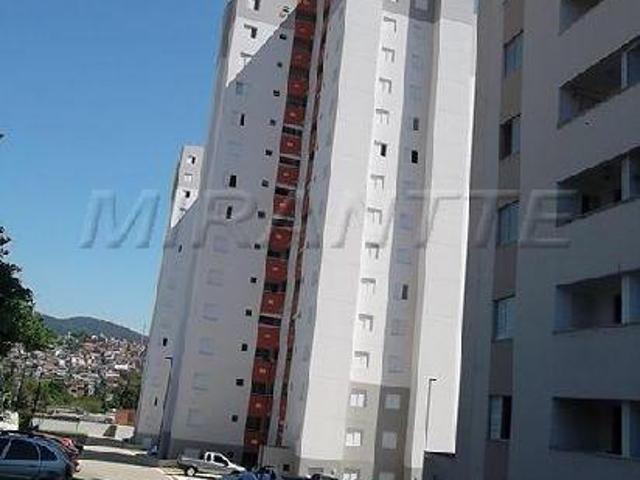 Apartamento de 48m² com 2 quartos