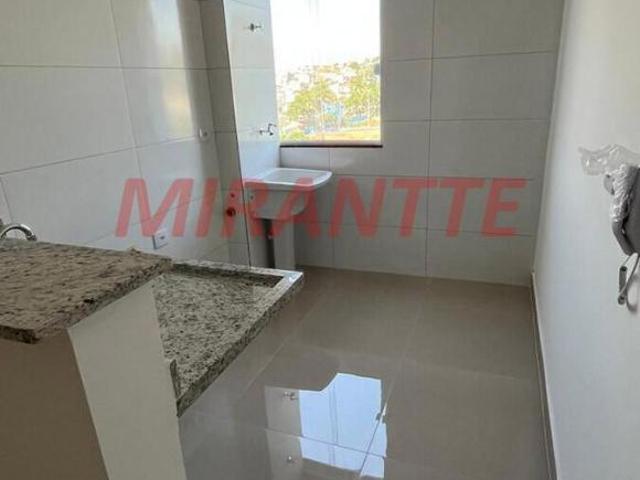 Apartamento de 48m² com 2 quartos