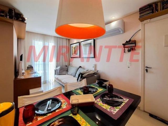 Apartamento de 49m² com 2 quartos