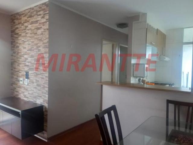 Apartamento de 49m² com 2 quartos