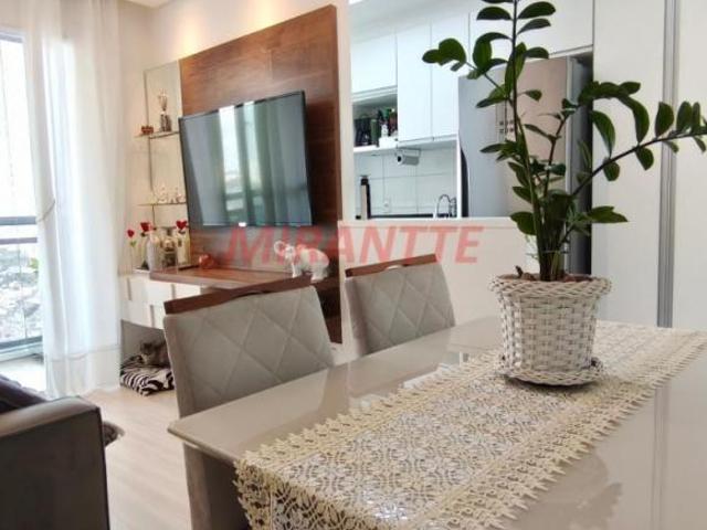 Apartamento de 49m² com 2 quartos