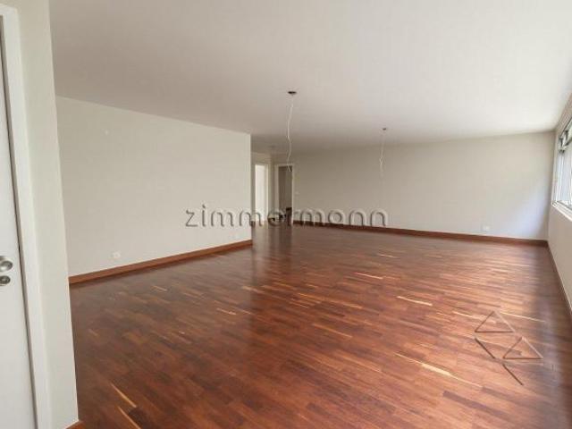 APARTAMENTO DE 4 DORMITÓRIOS NA VILA NOVA CONCEIÇÃO
