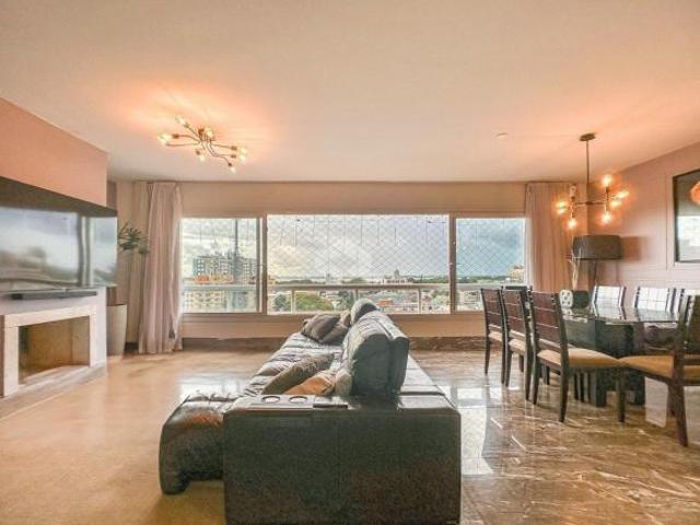Apartamento de 4 dormitorios no Grand Park Eucaliptos