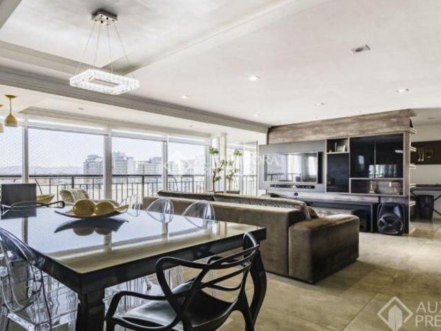 Apartamento de 4 dormitórios e 2 vagas no Jardim Europa