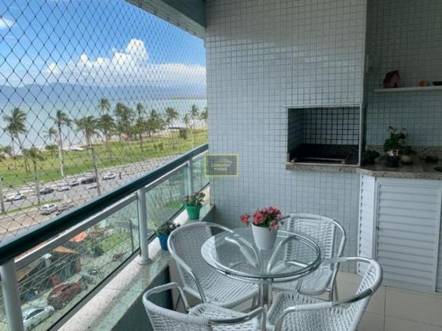 Apartamento de 4 dormitórios Frente Mar para Venda