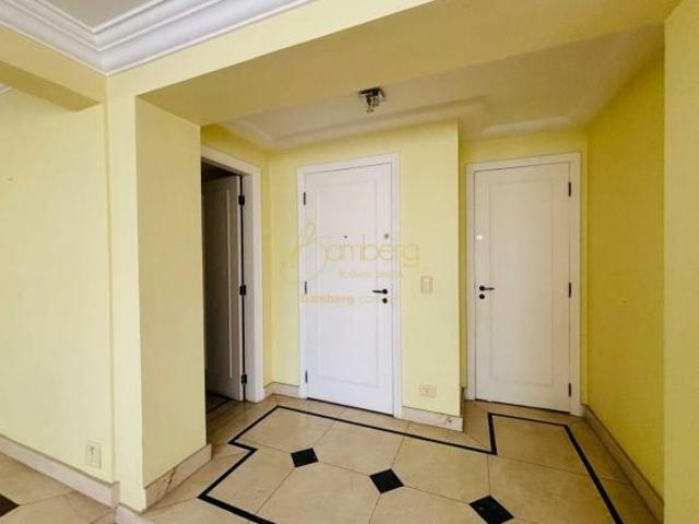 Apartamento de 4 dormitórios/suítes em localização privilegiada no Campo Belo