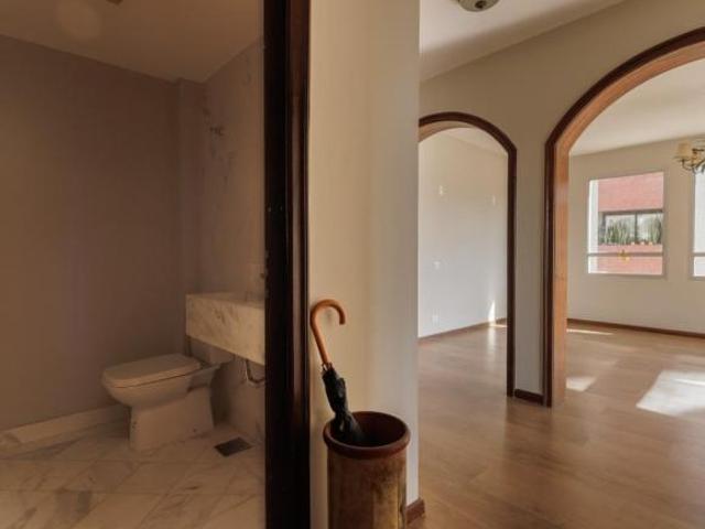Apartamento de 4 quartos 2 suítes na borda Juvevê Cabral