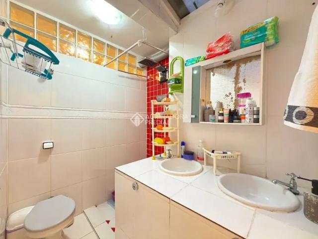 Apartamento de 4 quartos com 1 vaga à venda no bairro Bom Fim em Porto Alegre