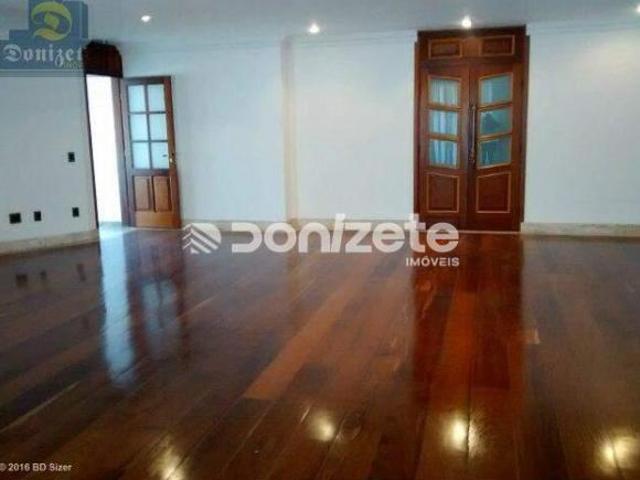 Apartamento de 4 Quartos com 3 Suítes e 4 Vagas | Vila Bastos, Santo André
