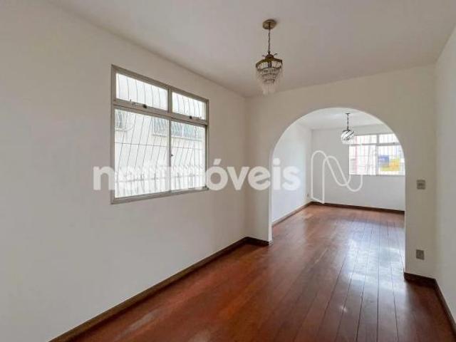 Apartamento de 4 quartos à venda no Prado!