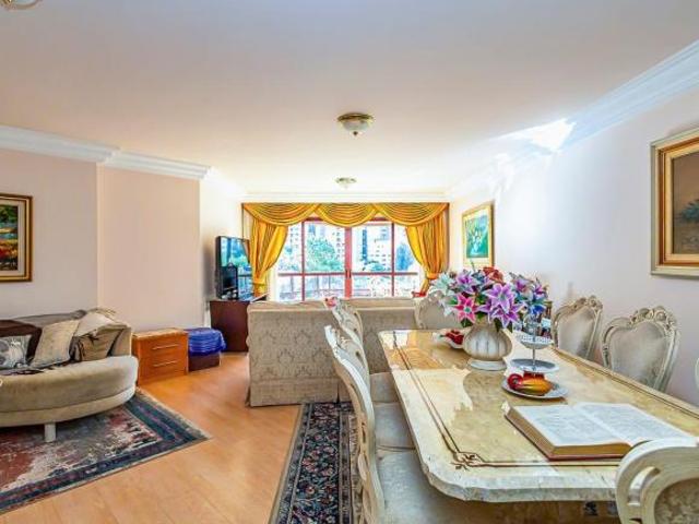 APARTAMENTO DE 4 QUARTOS NO BATEL l 185m² l EM FRENTE AO SHOPPING CURITIBA