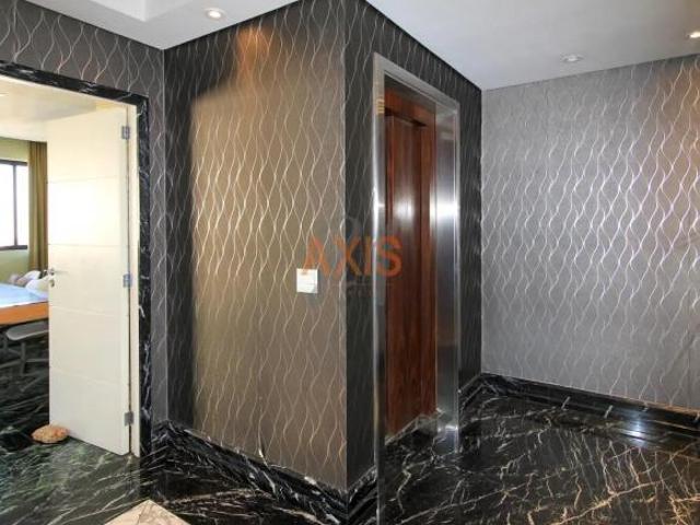 Apartamento de 4 Suítes à Venda no Edifício Porto Vitória | Ecoville Curitiba