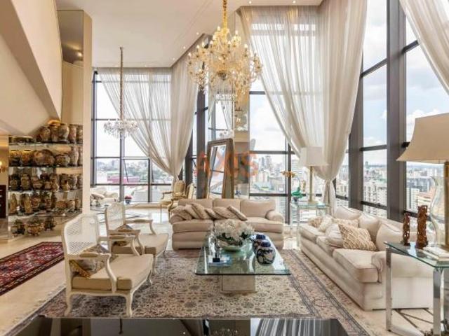 Apartamento de 4 Suítes à Venda no Edifício Residencial Place Vendome | Batel Curitiba