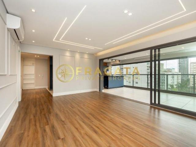 Apartamento de 4 suítes em Pinheiros SP