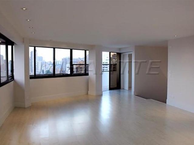 Apartamento de 500m² com 4 quartos