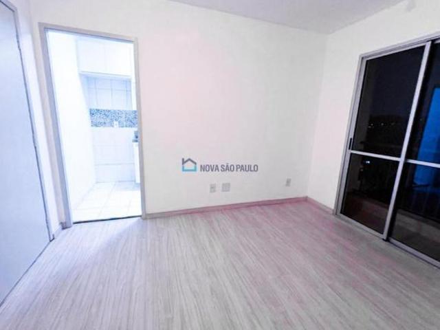 Apartamento de 50 m² com Varanda e Lazer Completo entre os Metrôs Jabaquara e Conceição