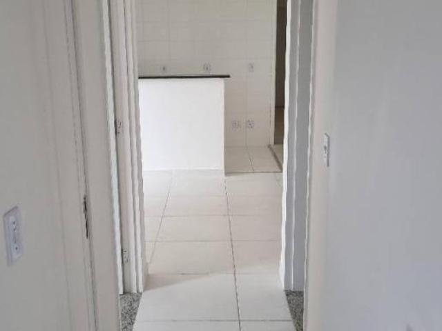 Apartamento de 50m² com 2 dorms na Cidade Ademar